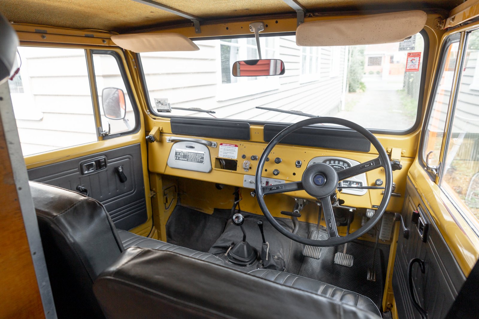 Smoke Chaser | Flightless Kiwis